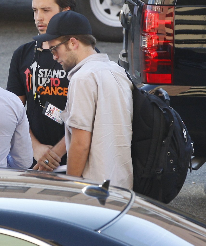 New HQ pics of Rob outside Stand Up 2 Cancer | Thinking of Rob